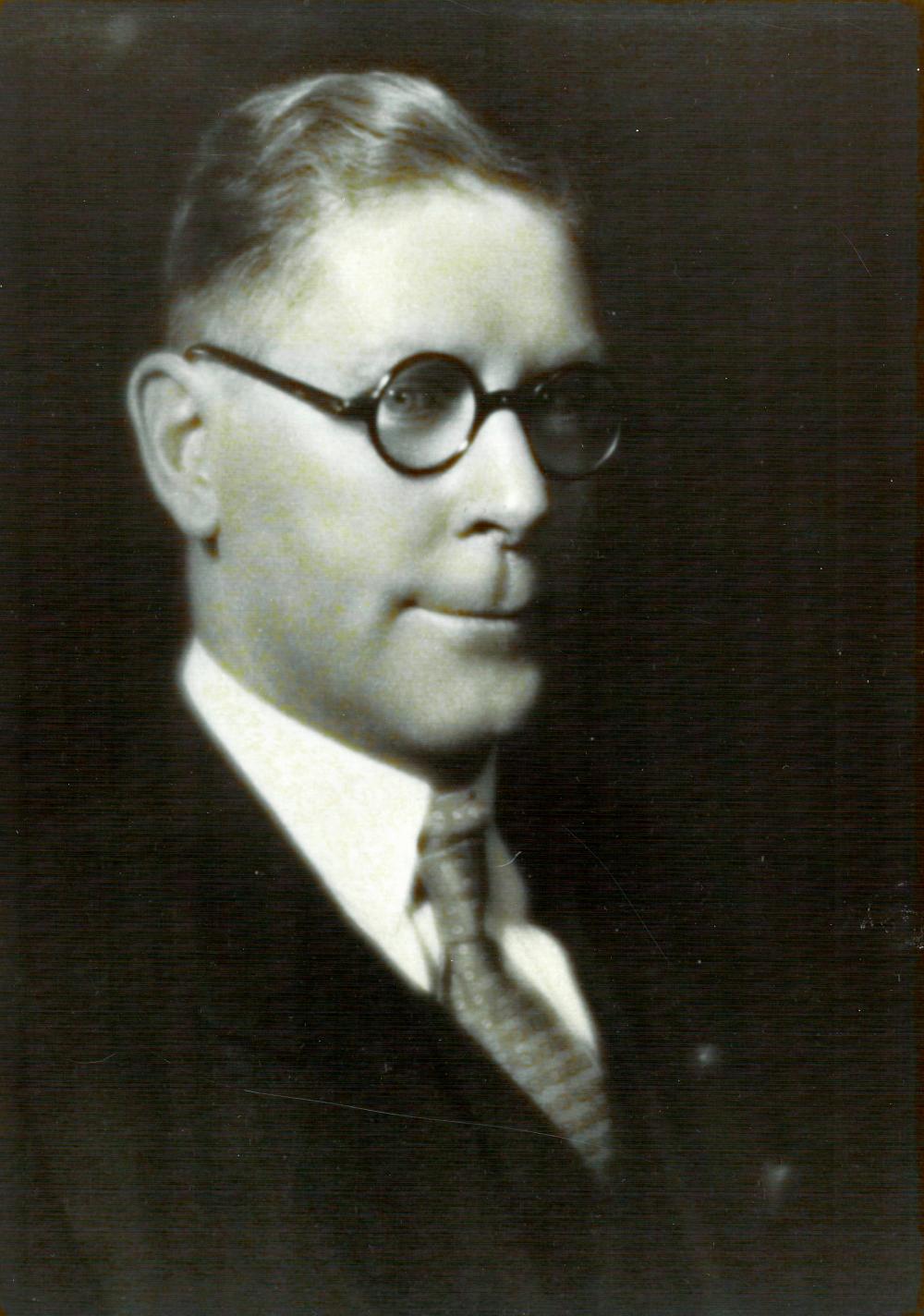 Dr. Frank Stewart Howe (Terms 1924 – 1934 & 1936 – 1938) | City of ...